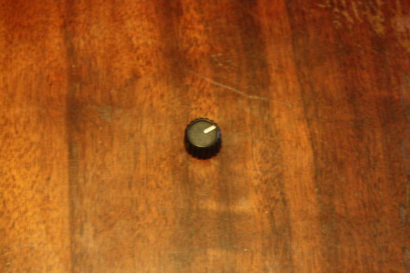 Volume/Squelch knob - Bendix King USA